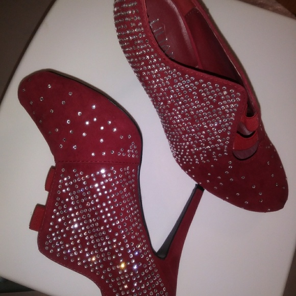 Shoes | Final Sale Red Bling Shoe | Poshmark